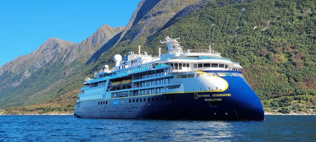 Patagonia Expedition | South America Adventure Travel | Lindblad ...